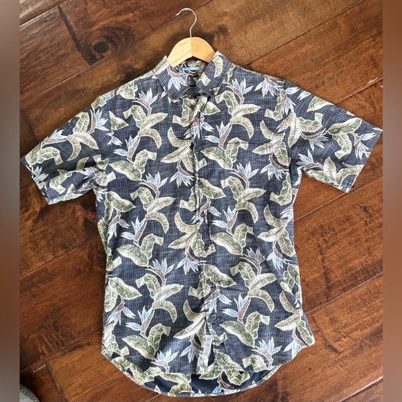 reyn spooner | Shirts | Reyn Spooner Men Small Hawaiian Shirt Blue And ...